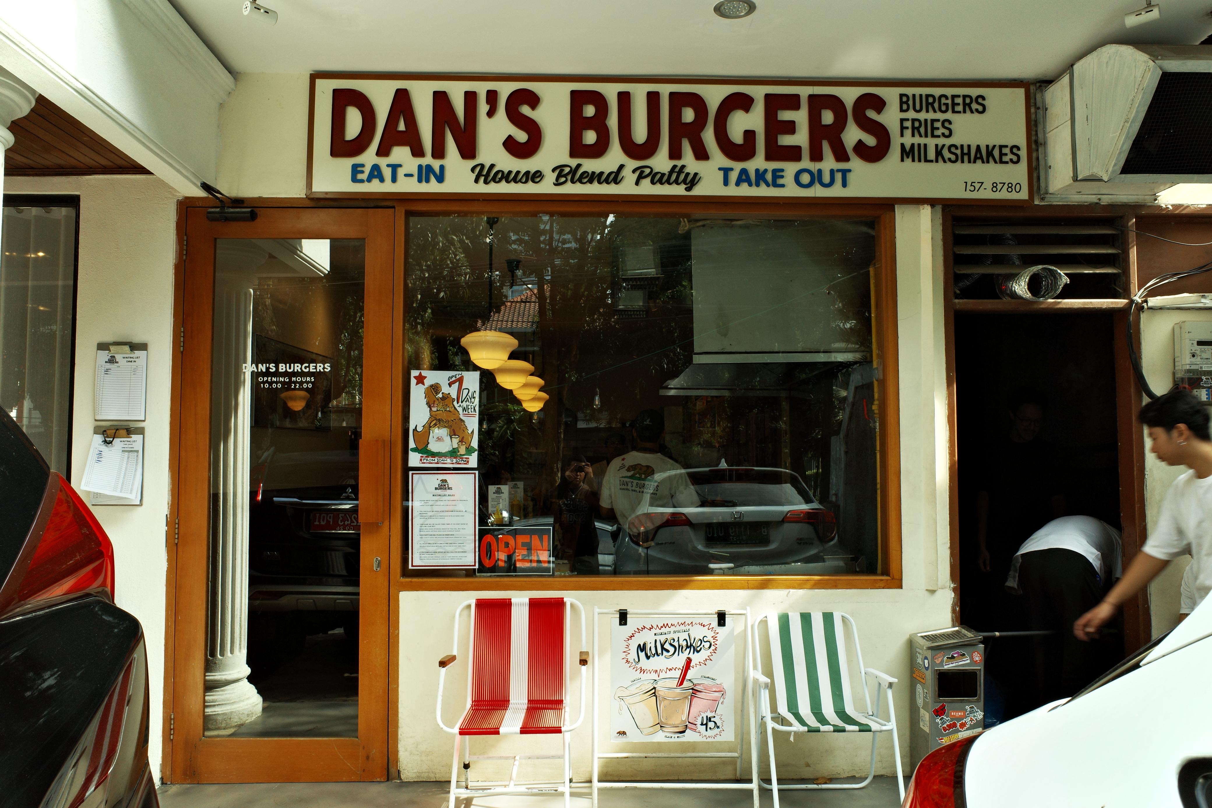DAN'S BURGERS
