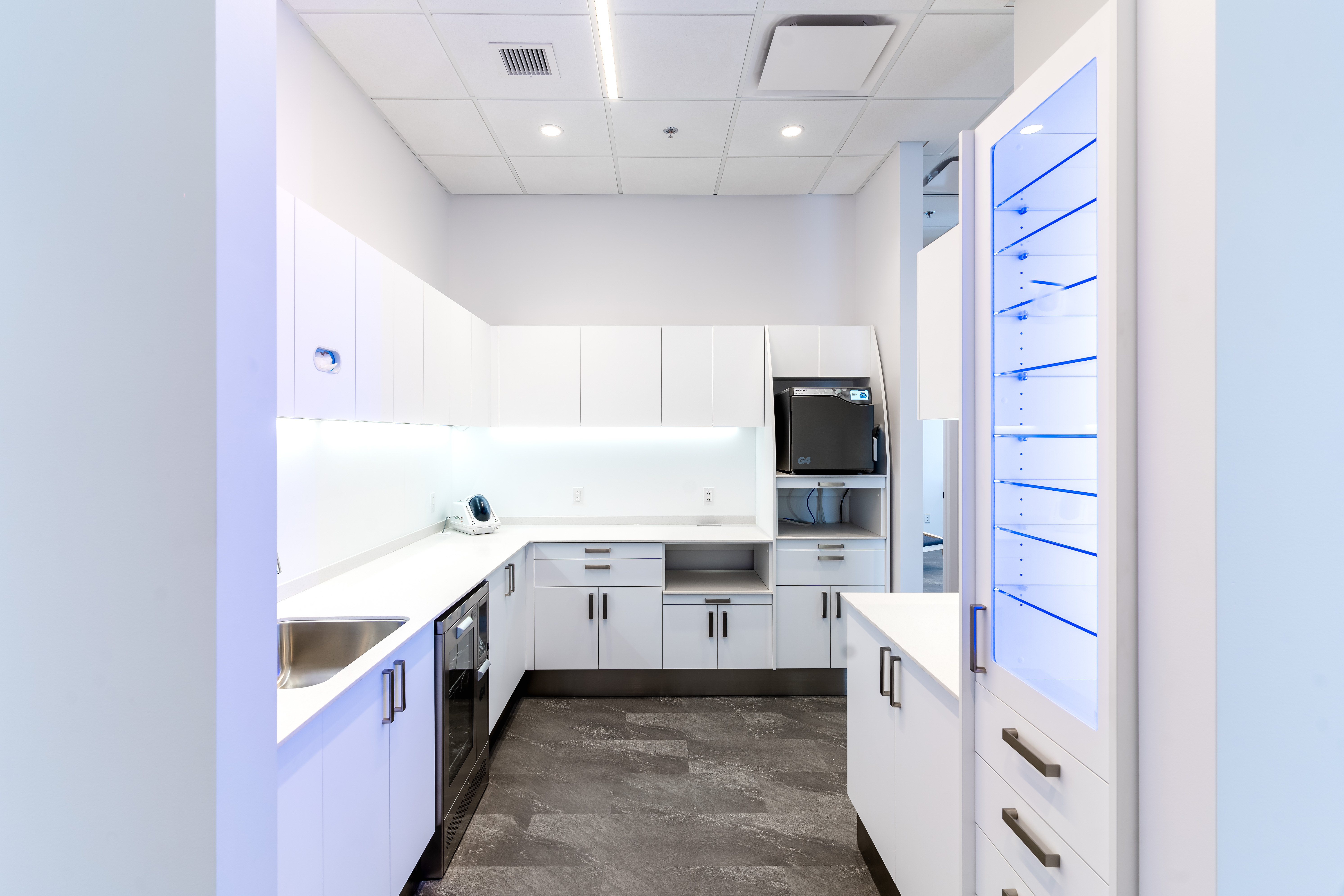 Conex | Custom Medical Workspaces