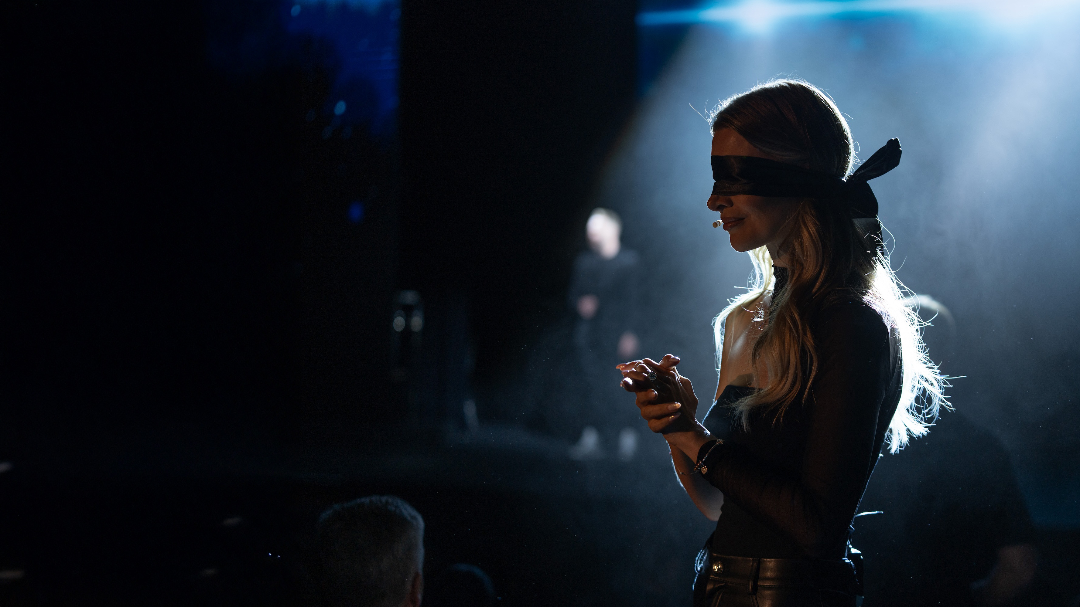 About Mind2Mind – Dubai Magician & Mentalist Couple