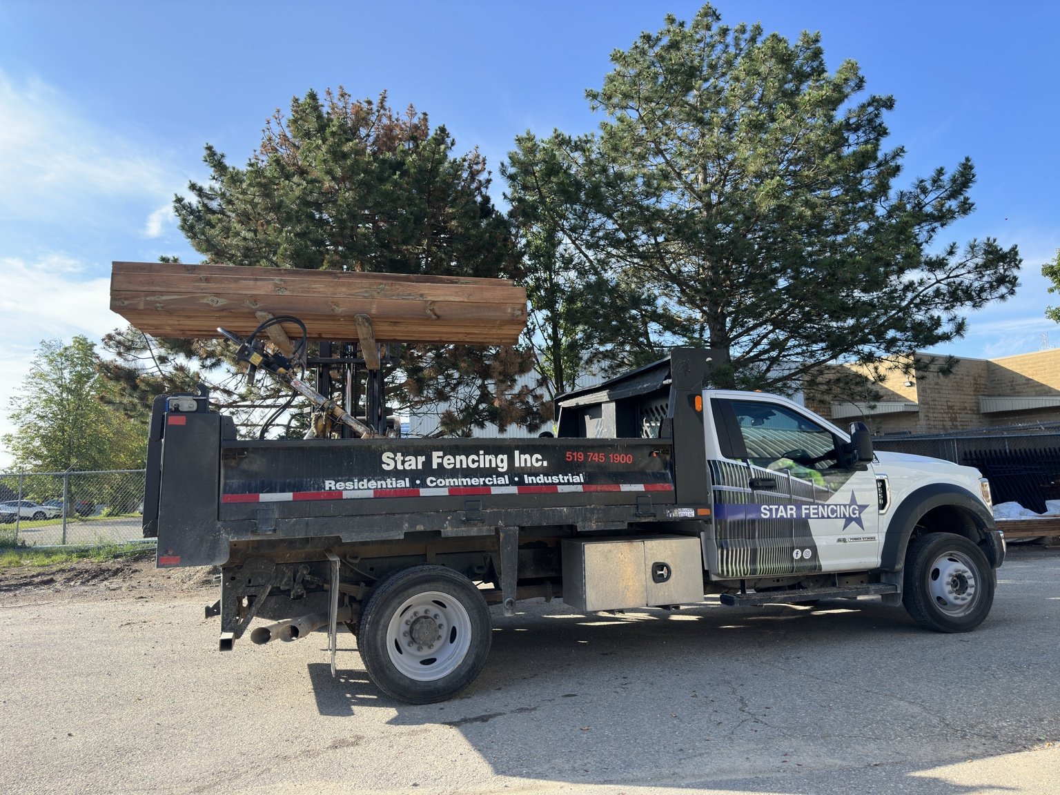 Star Fencing | Join Our Team – Careers in Fencing & Decking