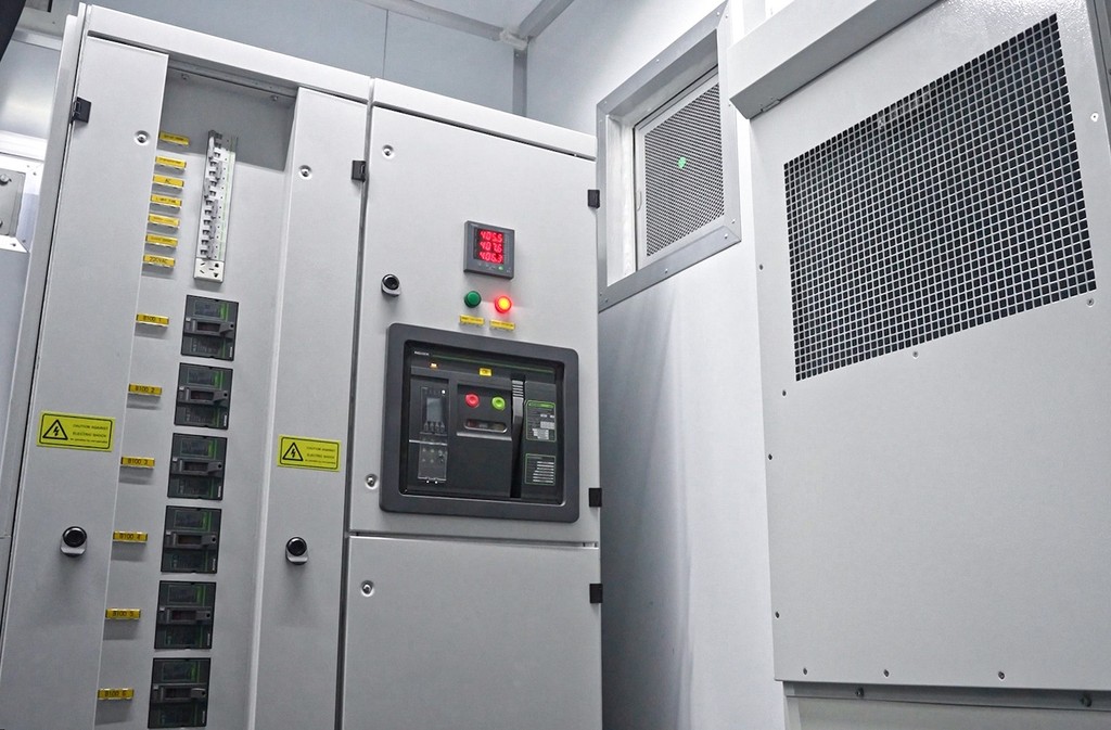 B Series - Modular Immersion Cooling System