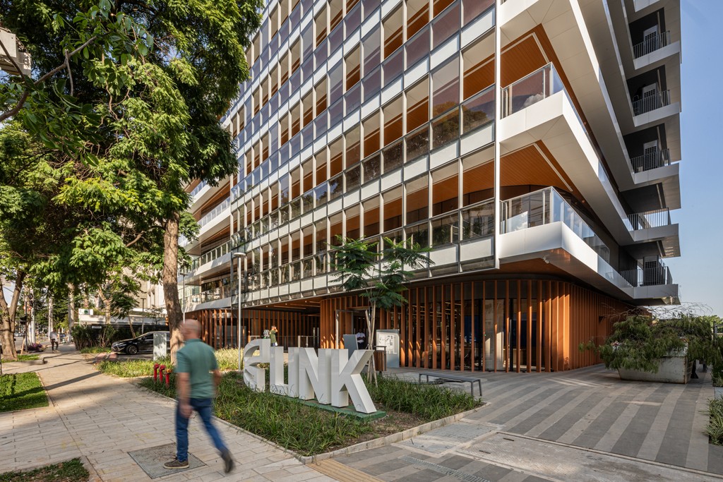 Link School Of Business