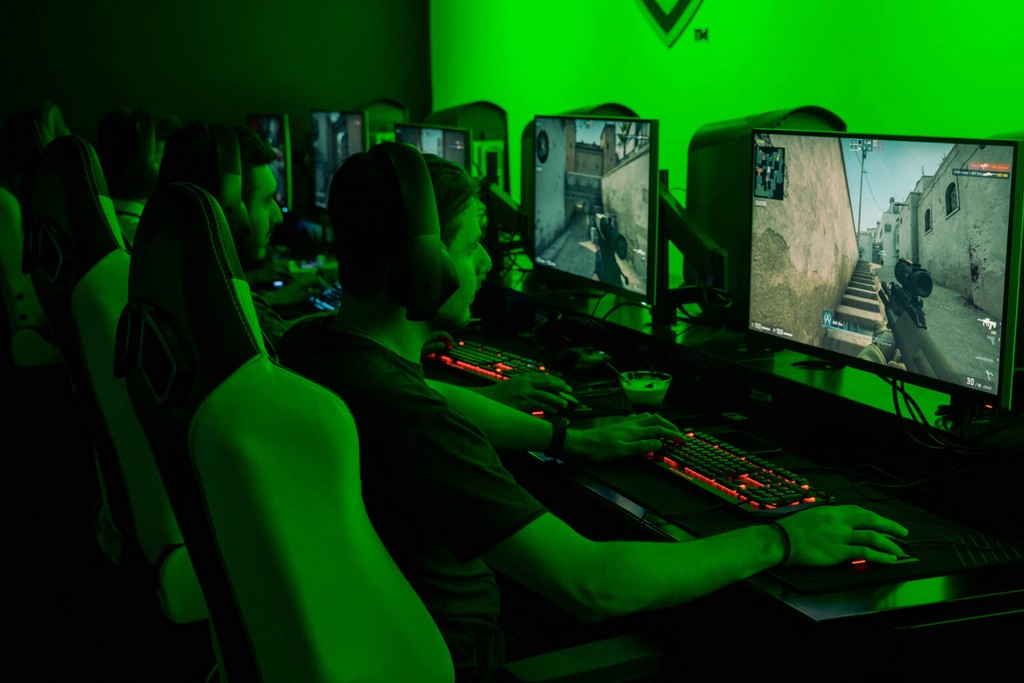 Play Games at Fortress – Games Bar in Melbourne & Sydney