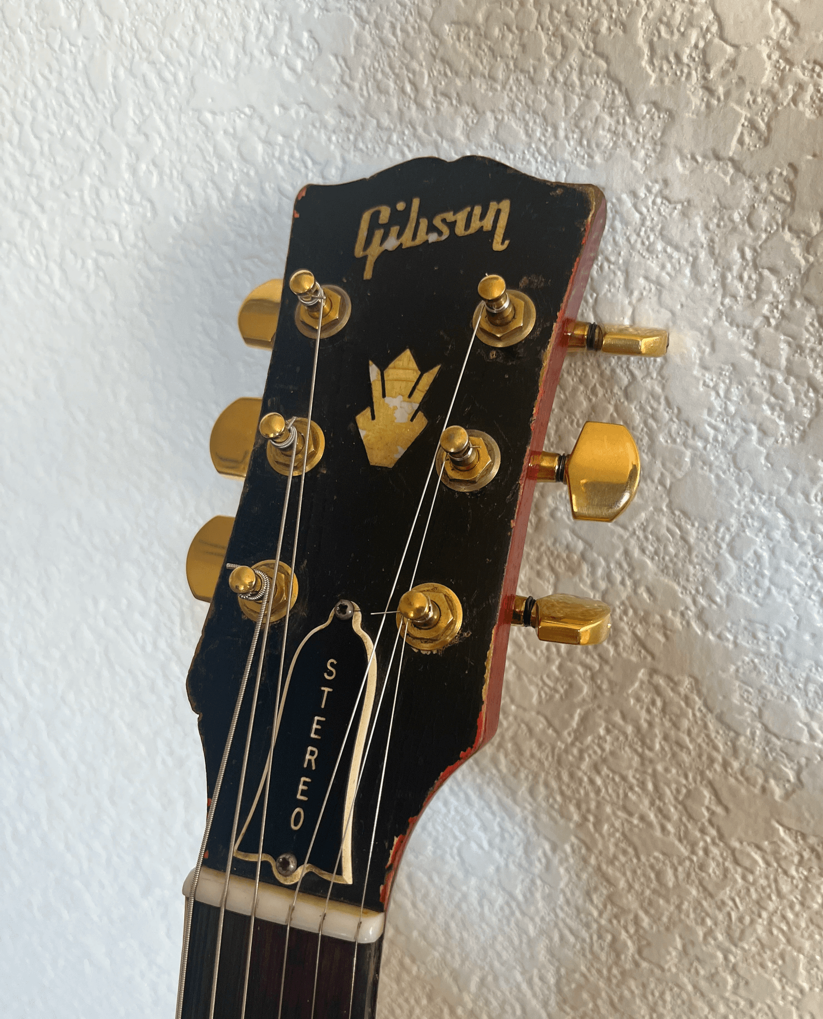 Guitar Serial Number Lookup | Find Your Guitar's Age & Value