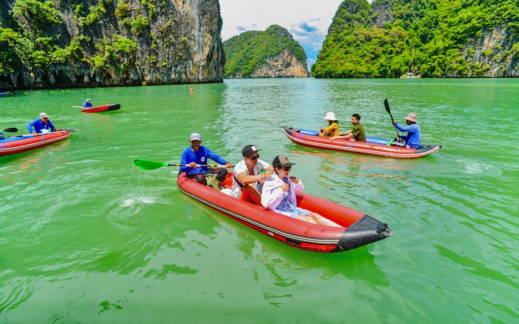 James Bond Island Twilight Canoe Tour Tickets