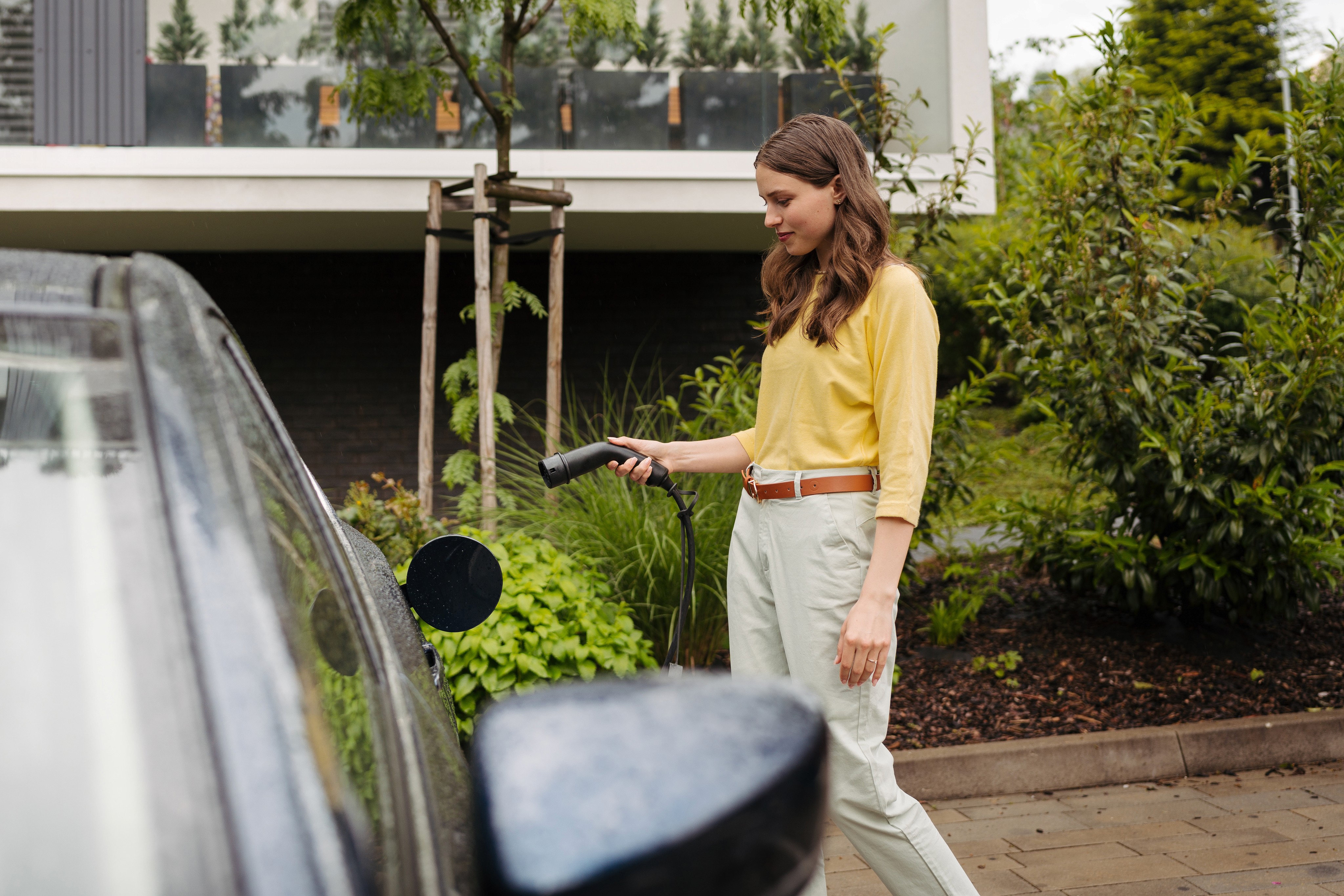 Daze – Simple, Smart, and Accessible EV Charging