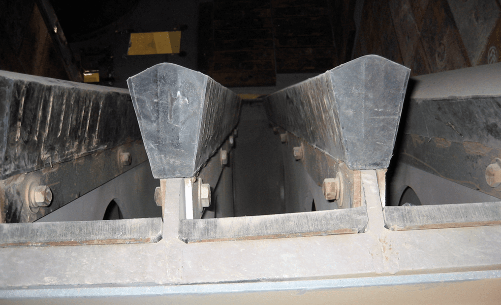 Scalping & Grizzly Decks | Corrosion Engineering