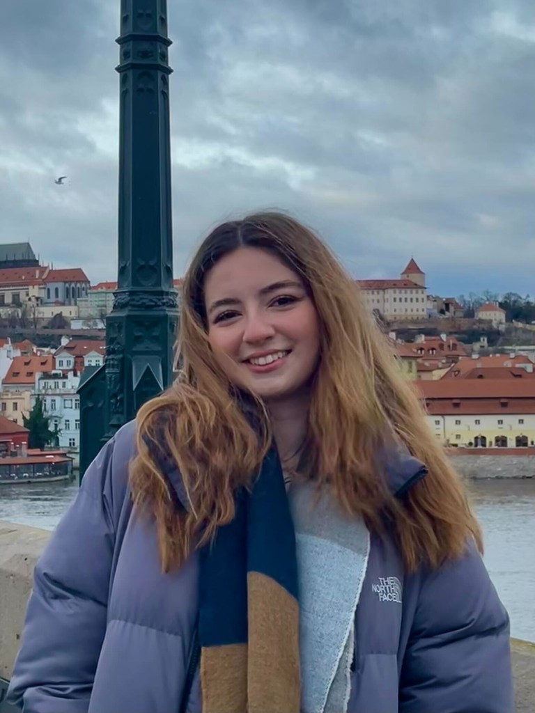 Maya Crashes & Fixes: A Complete Guide to Prevent and Solve Issues - Vagon