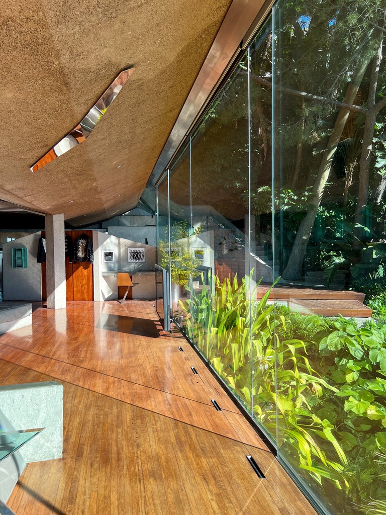 The Sheats–Goldstein Residence, a tribute to the principles of John ...