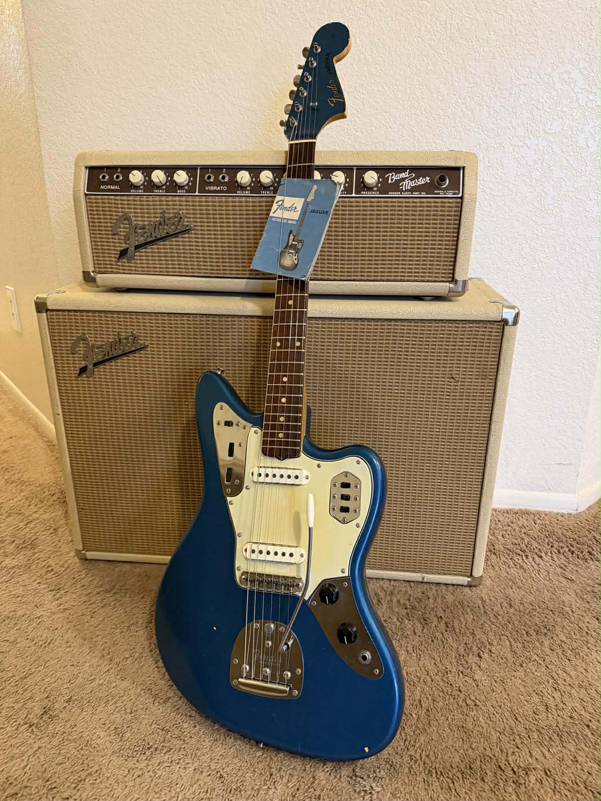 Fender Jaguar Custom Colors: The Complete Identification and ...