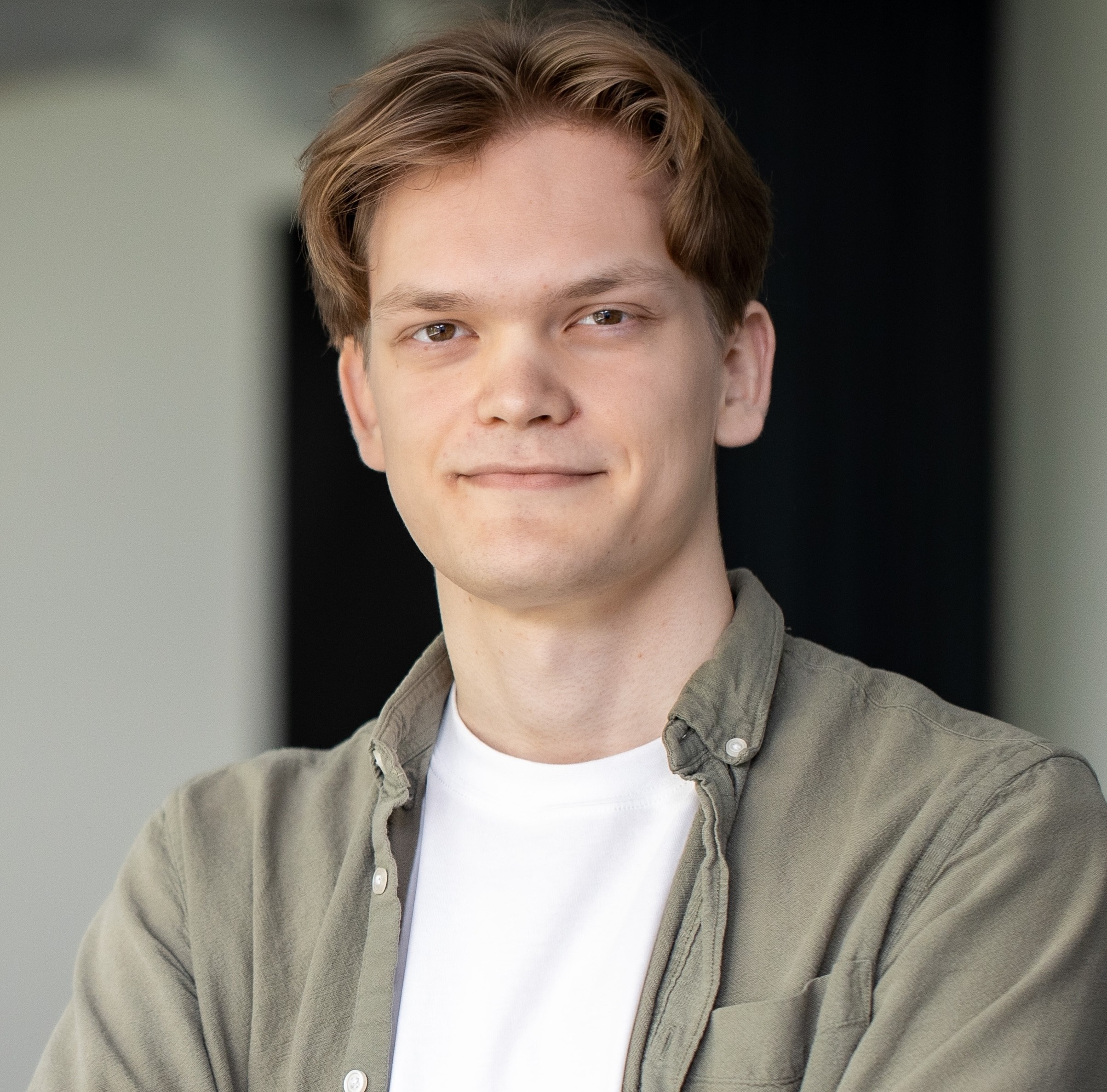 Autoriai ir komanda | Elicėjus