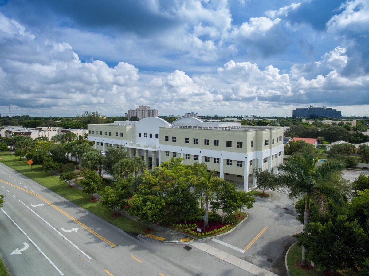 Contact Dr. Jason M. Goldman | Concierge Medicine in Coral Springs