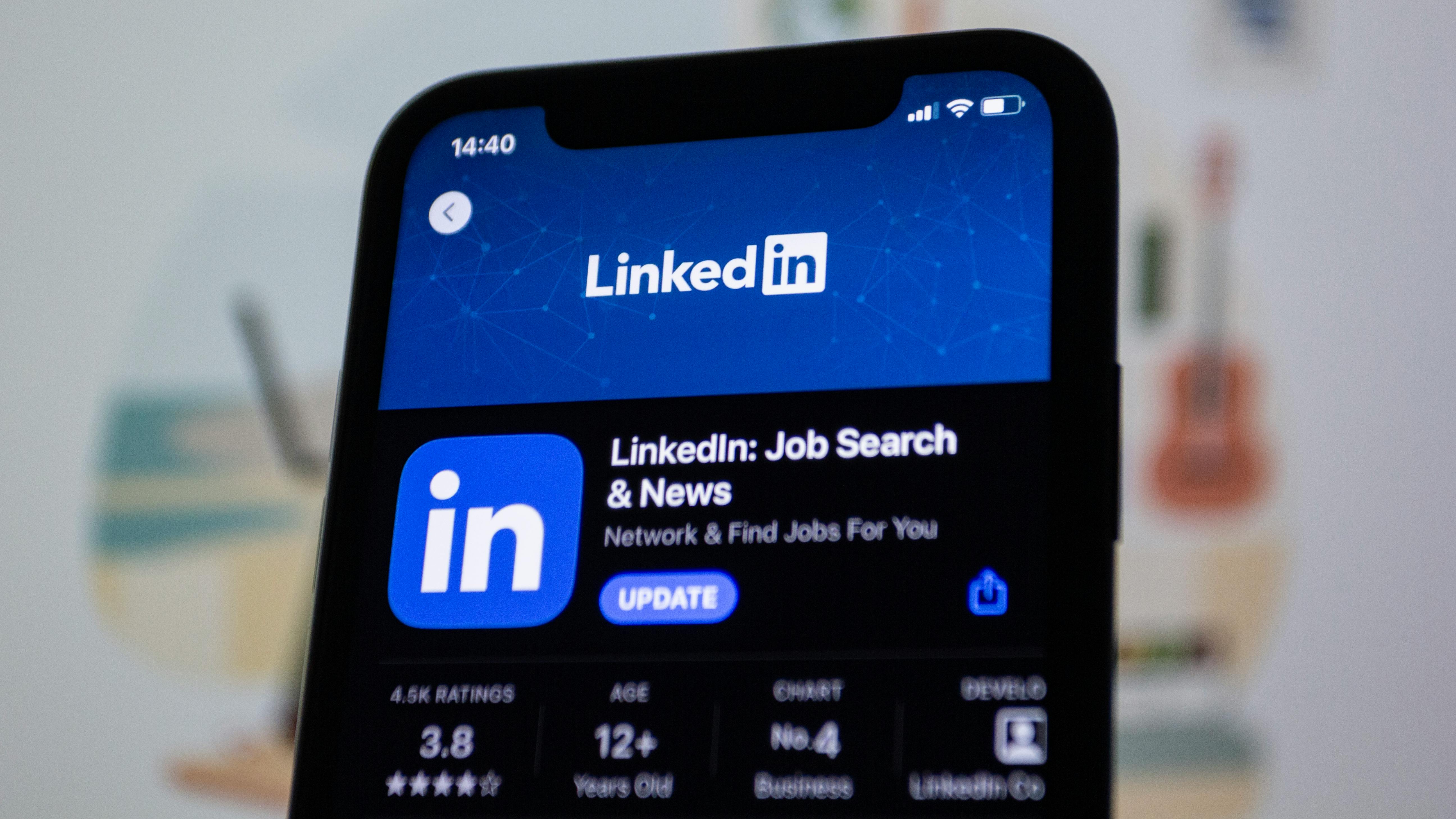 How to Use LinkedIn Effectively as a Student