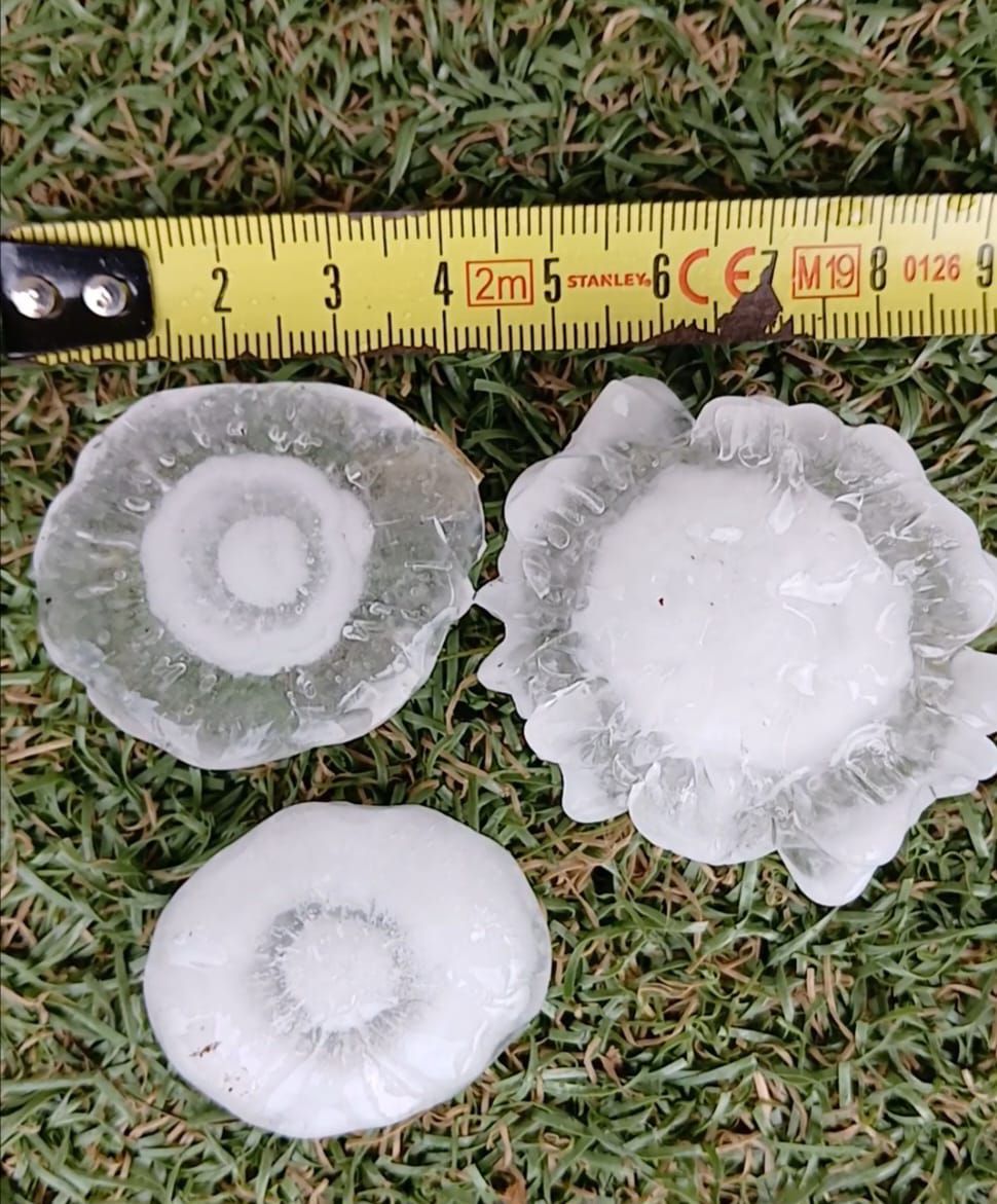 Maryborough Hailstorm October 2nd 2025: 8cm Hail and Record Lightning ...