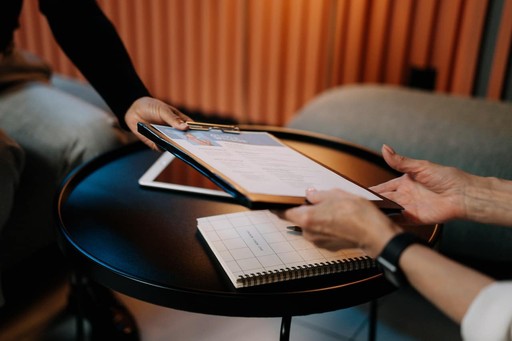 Co-Author vs First Author: Detailed Comparison — Otio Blog