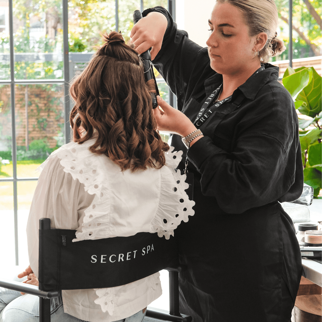 Mobile Hairdressers in London | Hair Styling at Home