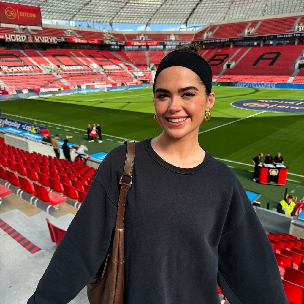 Rose Ruland | Creator @ Double Tap