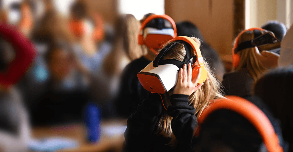 Unveiling the Potential of VR/AR in Education: An Educator’s Guide to ...