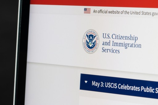 Form AR-11: How to Change Your Address with USCIS