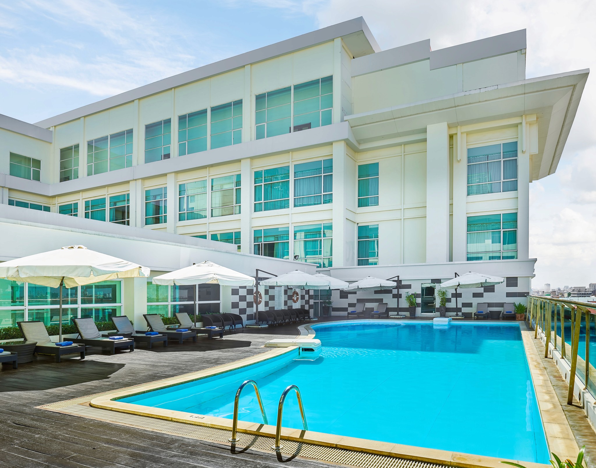 Dara Airport City Hotel & Spa