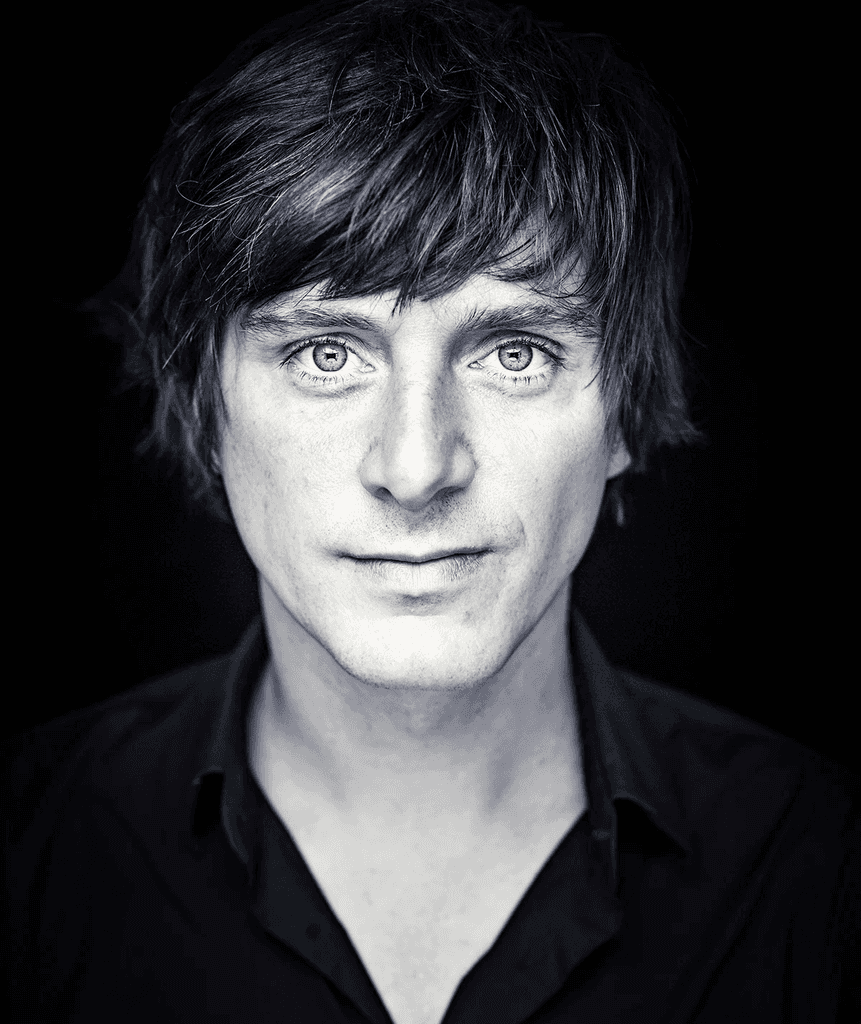 Simon Stranger | Tiden