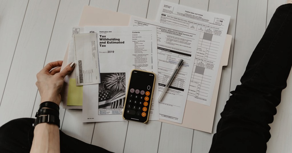 How Debt Management Programs Work: Who Qualifies and What to Expect