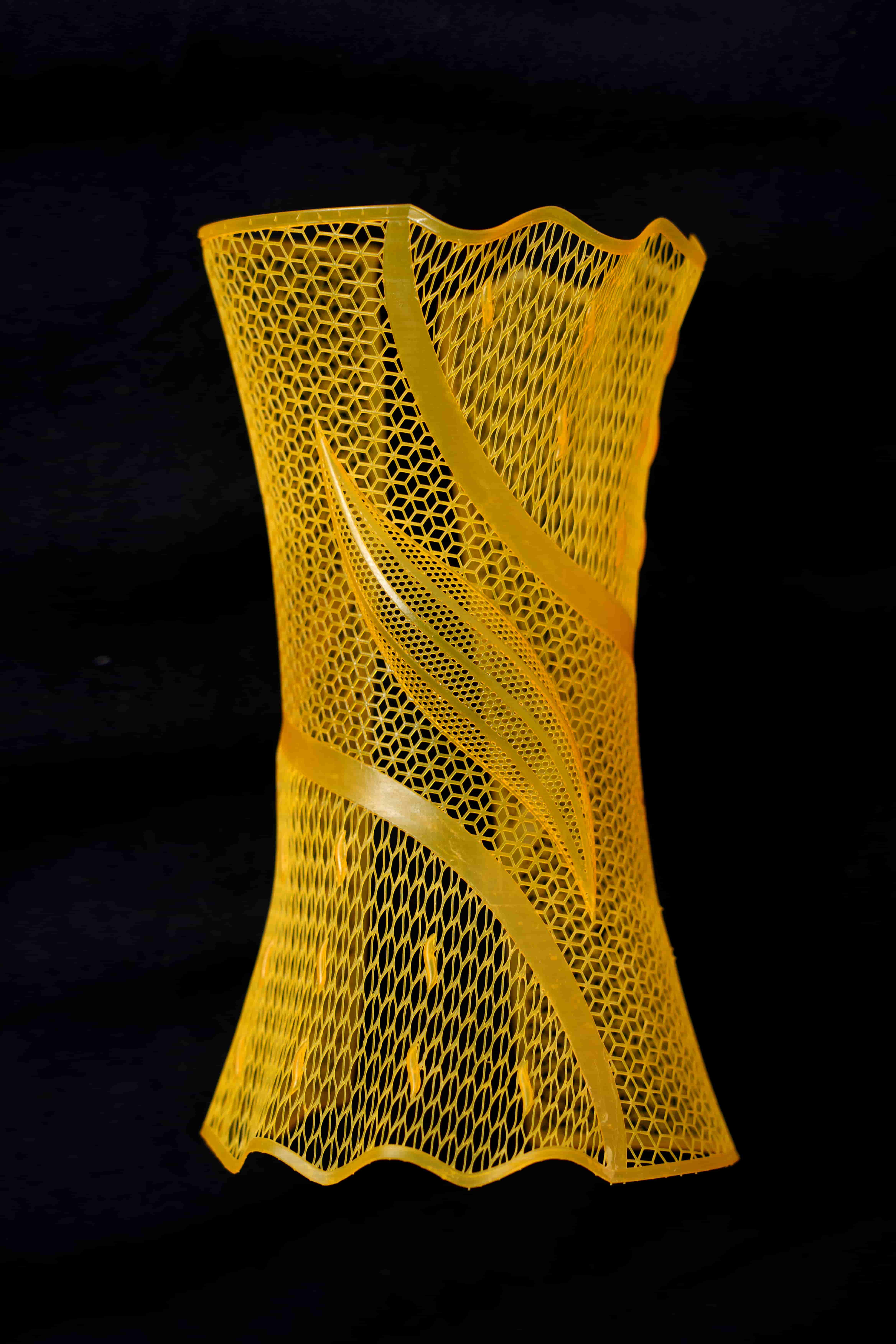 Superior yellow direct casting resin for jewellery designs