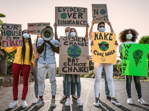 Patagonia Employee Benefits & Perks That Make It A Great Place To Work ...