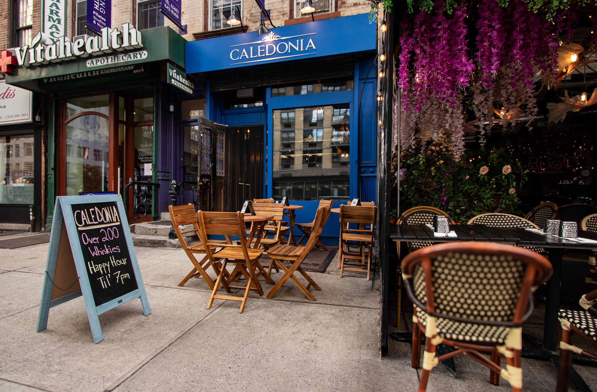 Caledonia Bar