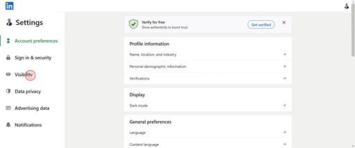How to turn off LinkedIn showing profile views - 1 minute video guide