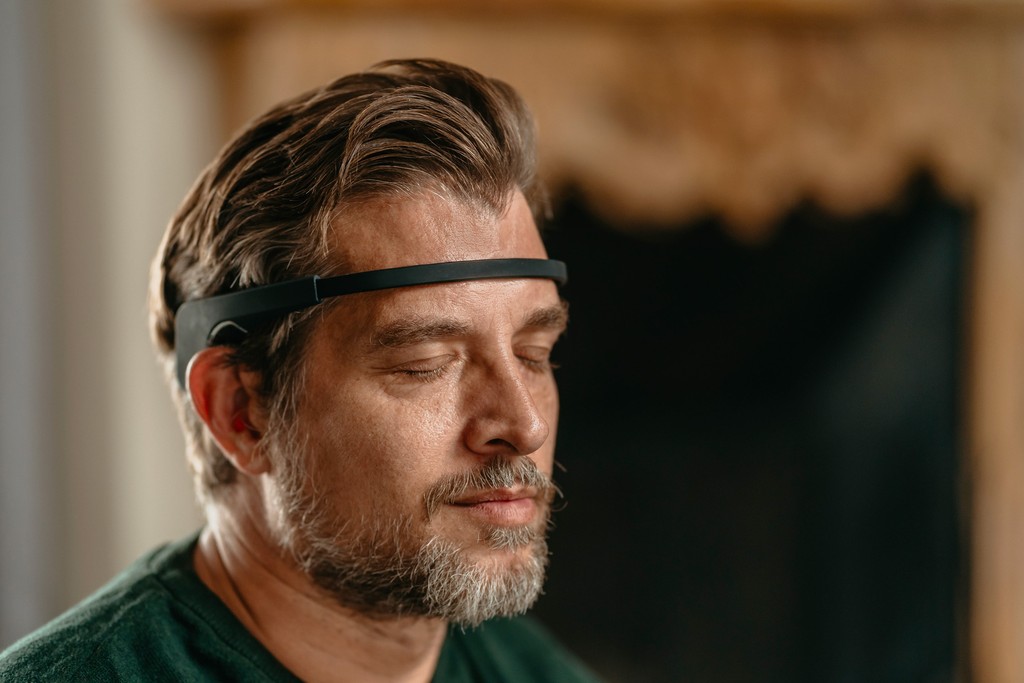 What Are Brainwaves & How to Read a Brain Map | Myndlift