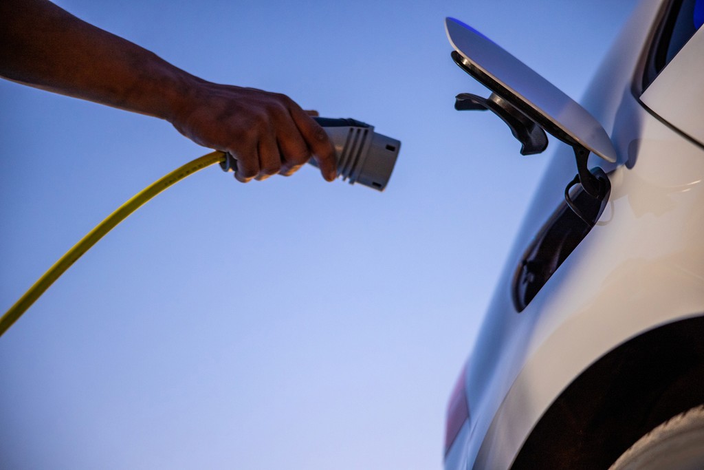 Daze – Recharge EV Simple, Intelligente et Accessible
