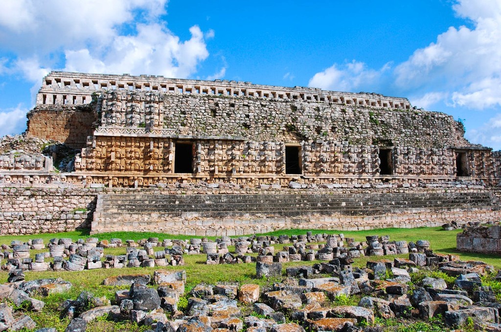 Explore Mexico with Daytrip: Private Transfers with Sightseeing