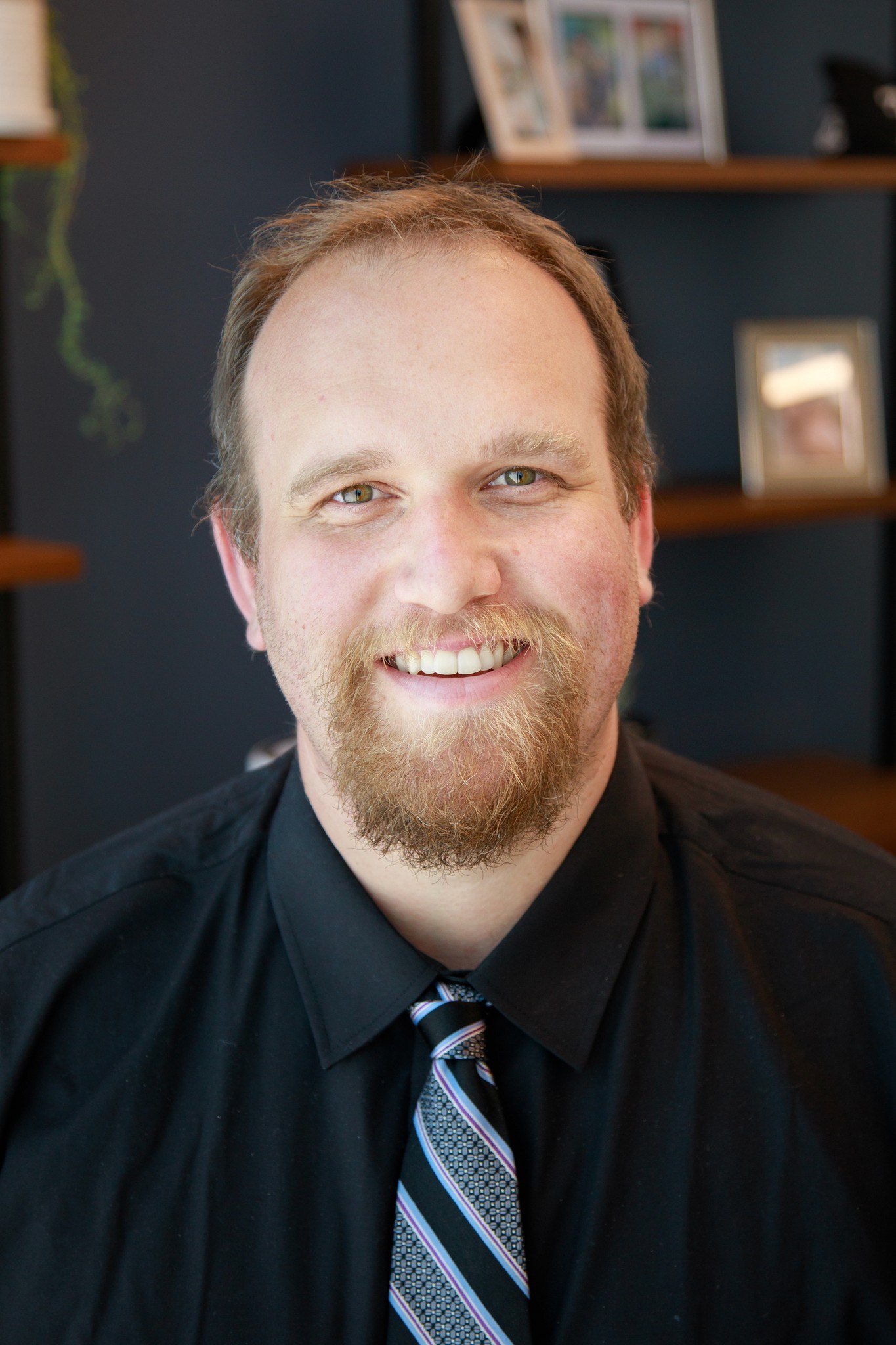 Why Do My Ears Ring at Night? Understanding Nighttime Tinnitus ...