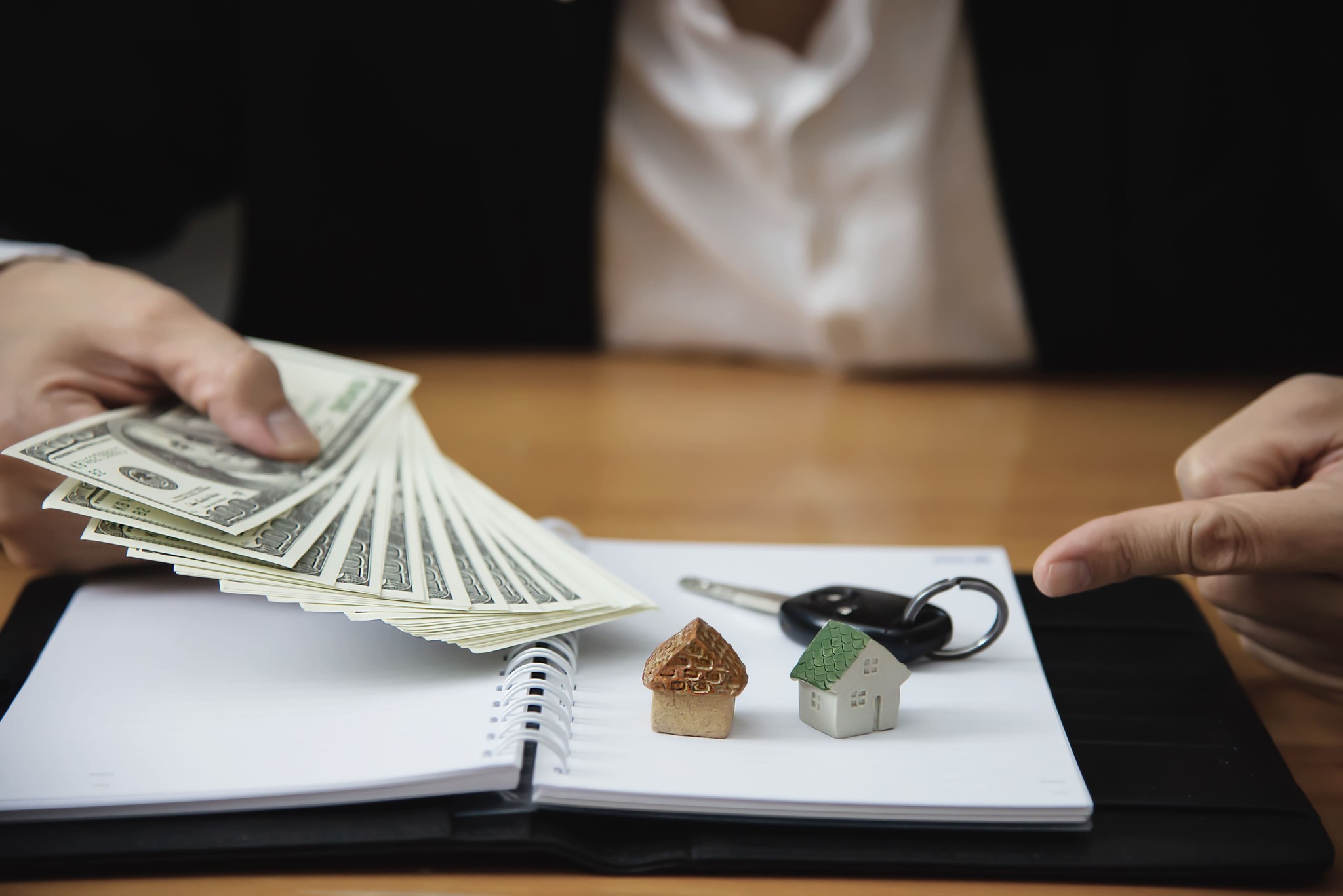 Real Estate Agent Average Salaries in Canada