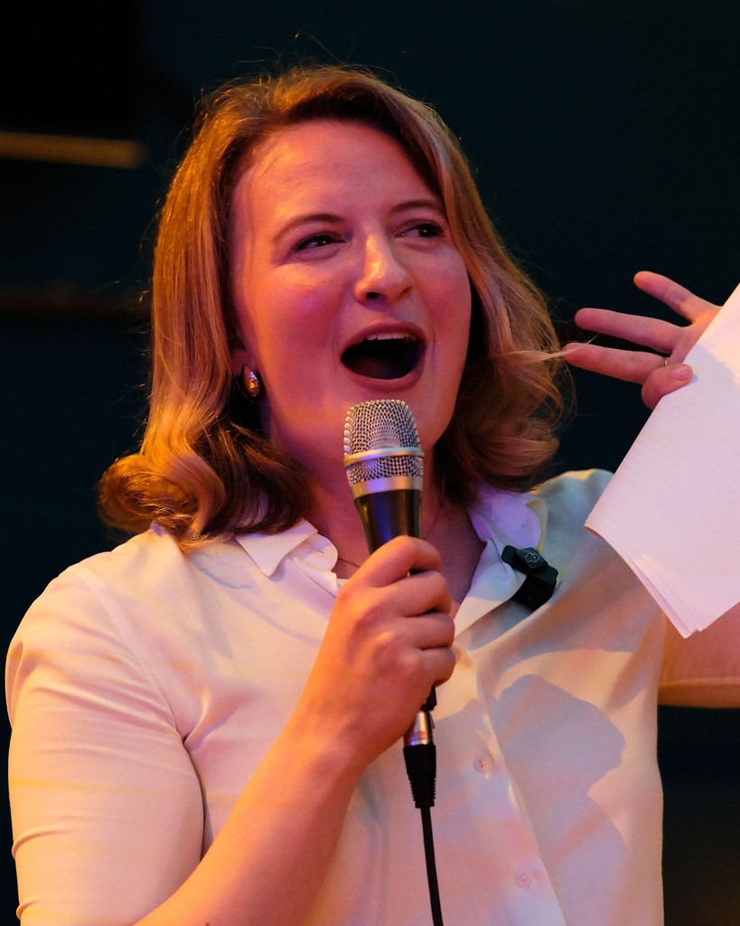 Looking For Growth - Home