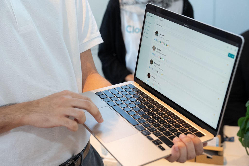 CloudNurse - Digitizing the Nurse Home