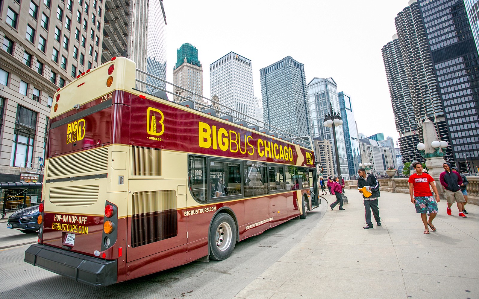 Chicago Hop-On Hop-Off Bus Tour Tickets | 24 & 48 Hours