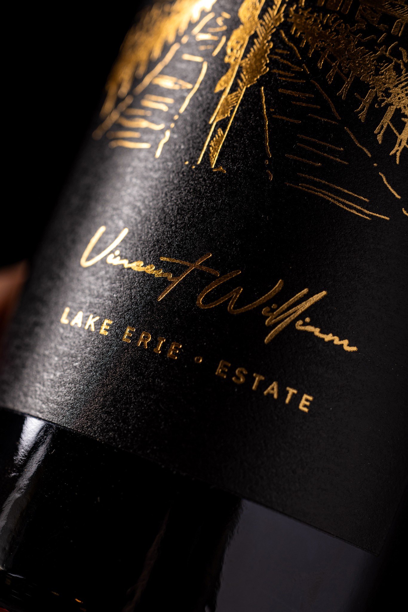 Discover the Wines of Vincent William | Handcrafted & Local Wine