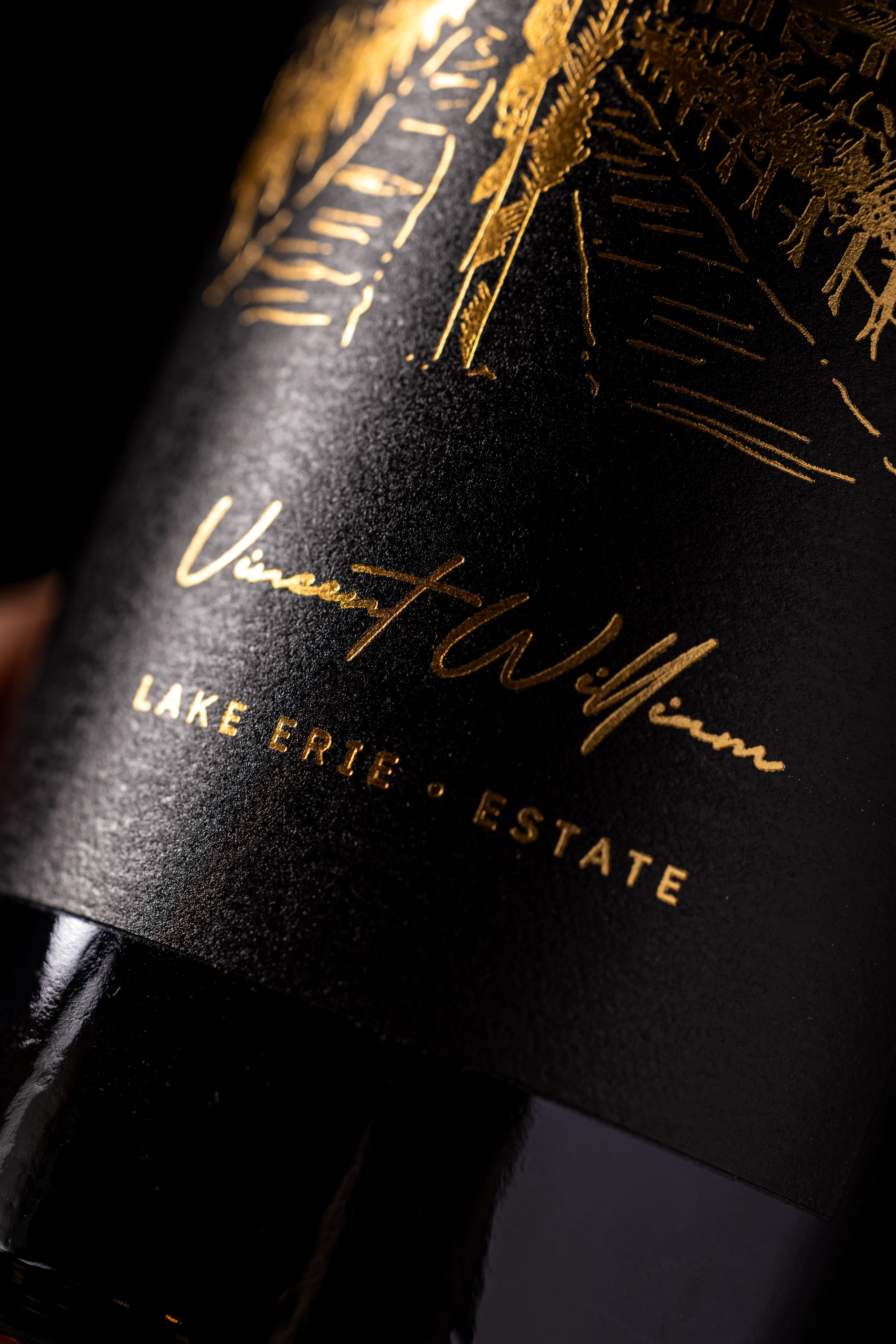 Discover the Wines of Vincent William | Handcrafted & Local Wine