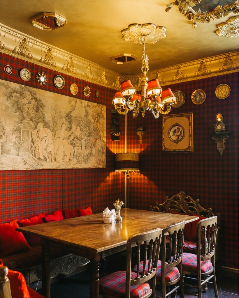 Wonderland Café Chile