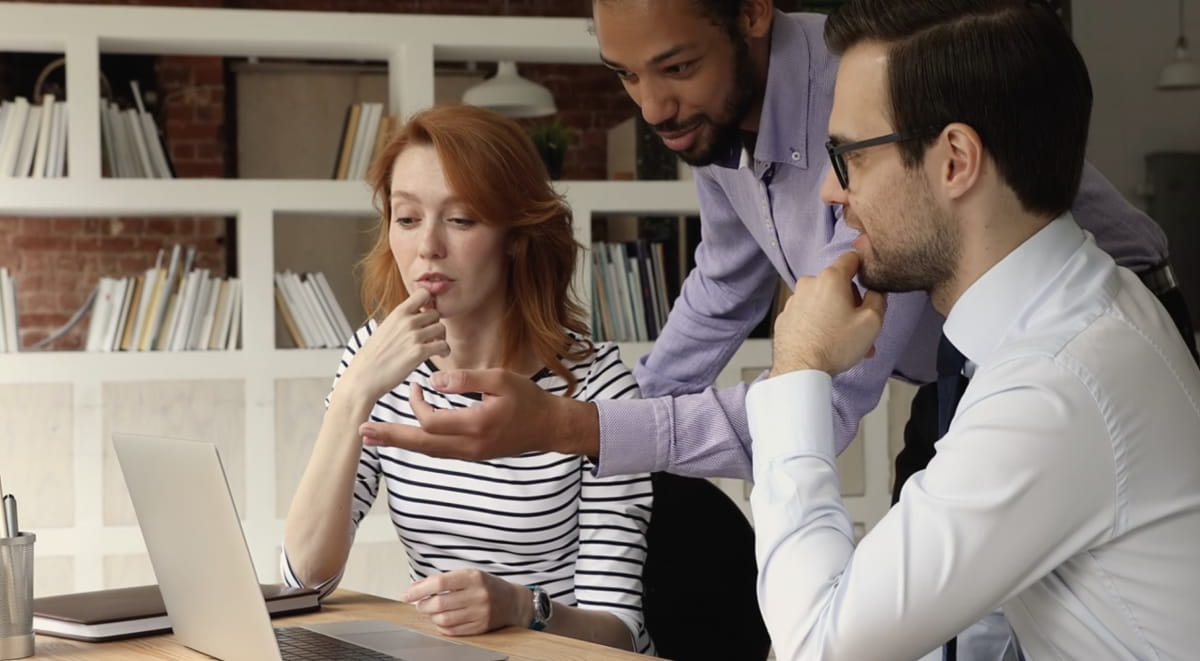 How to Run an Effective Interview Debrief as a Hiring Manager