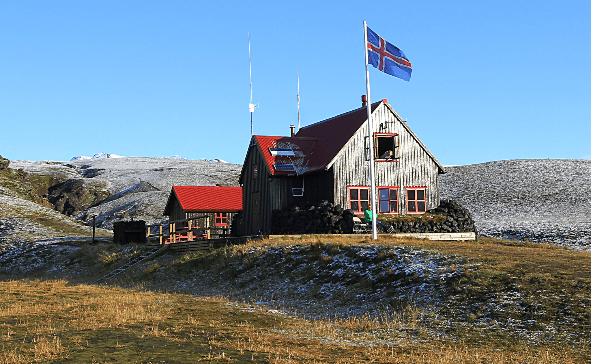 Mountain Huts and Cabins in Iceland | Find & Book Huts with Ease – Huts.is