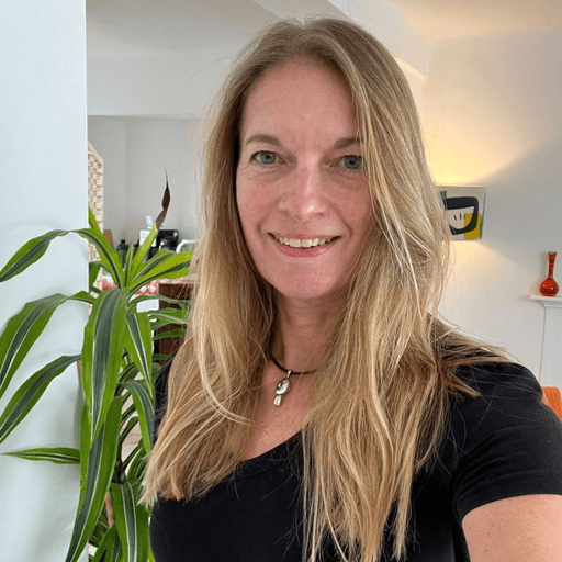 CoLoop - Copilot for Insights & Strategy Teams