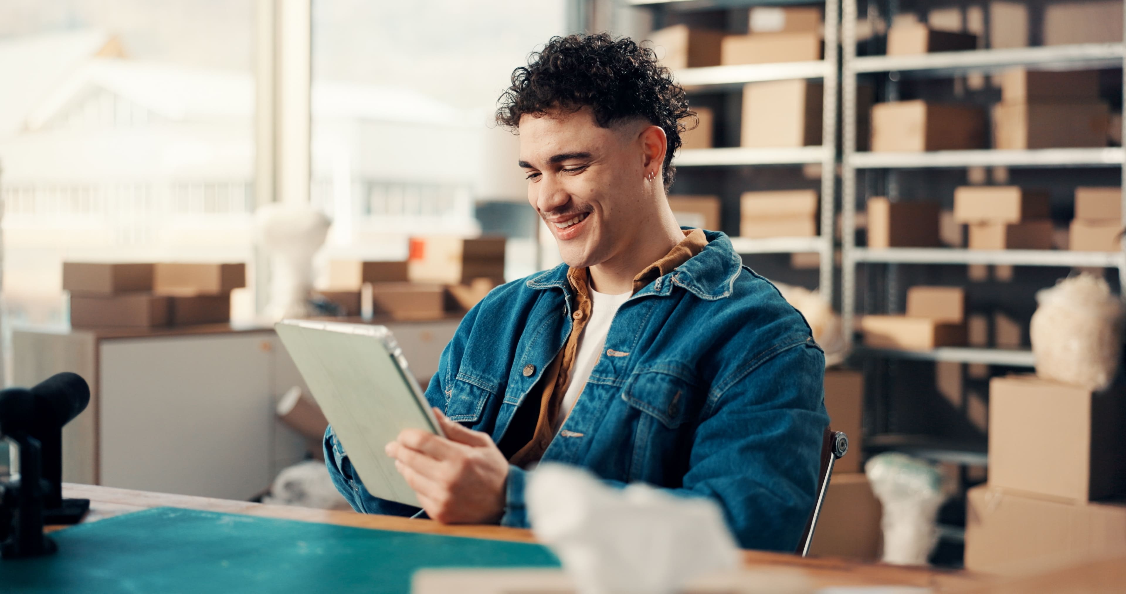 Vendor vs Supplier vs Distributor | TradeBeyond