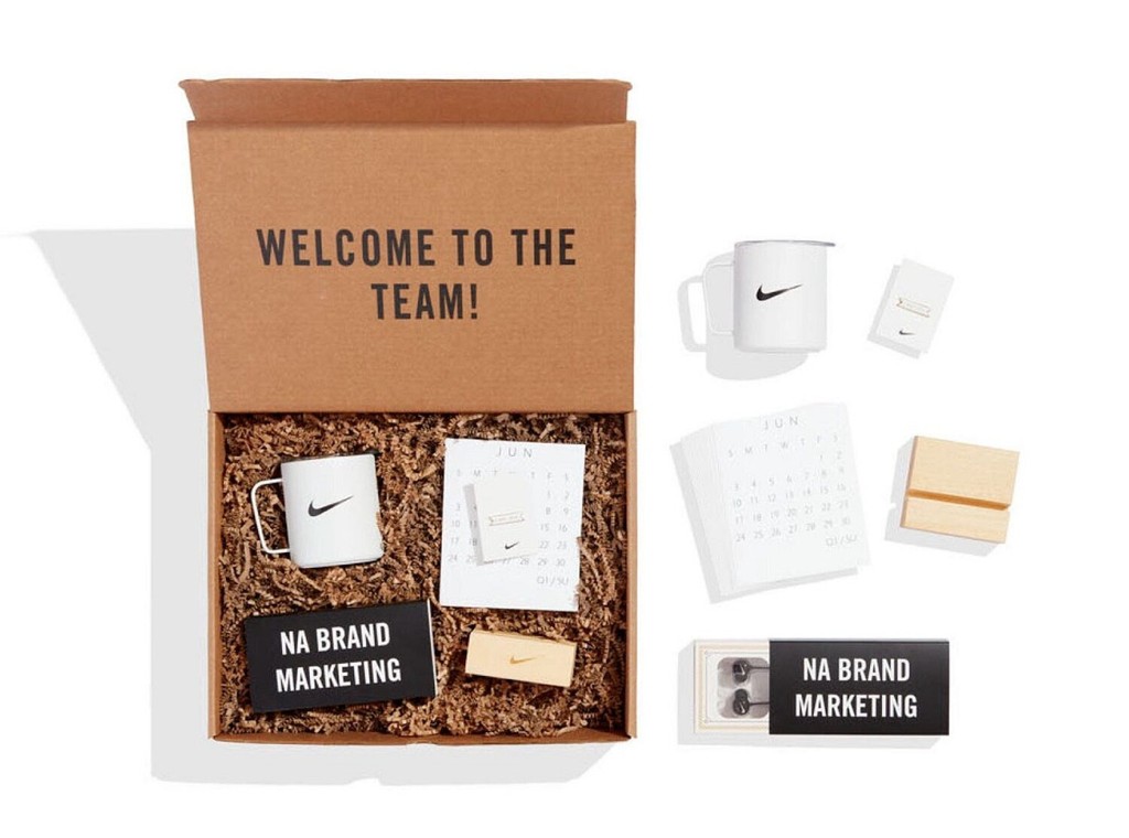 Monday Merch | Custom Company Merchandise & Merch Packs