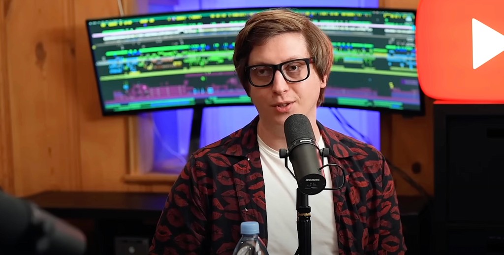 7 amazing video podcast setups to help you get inspired