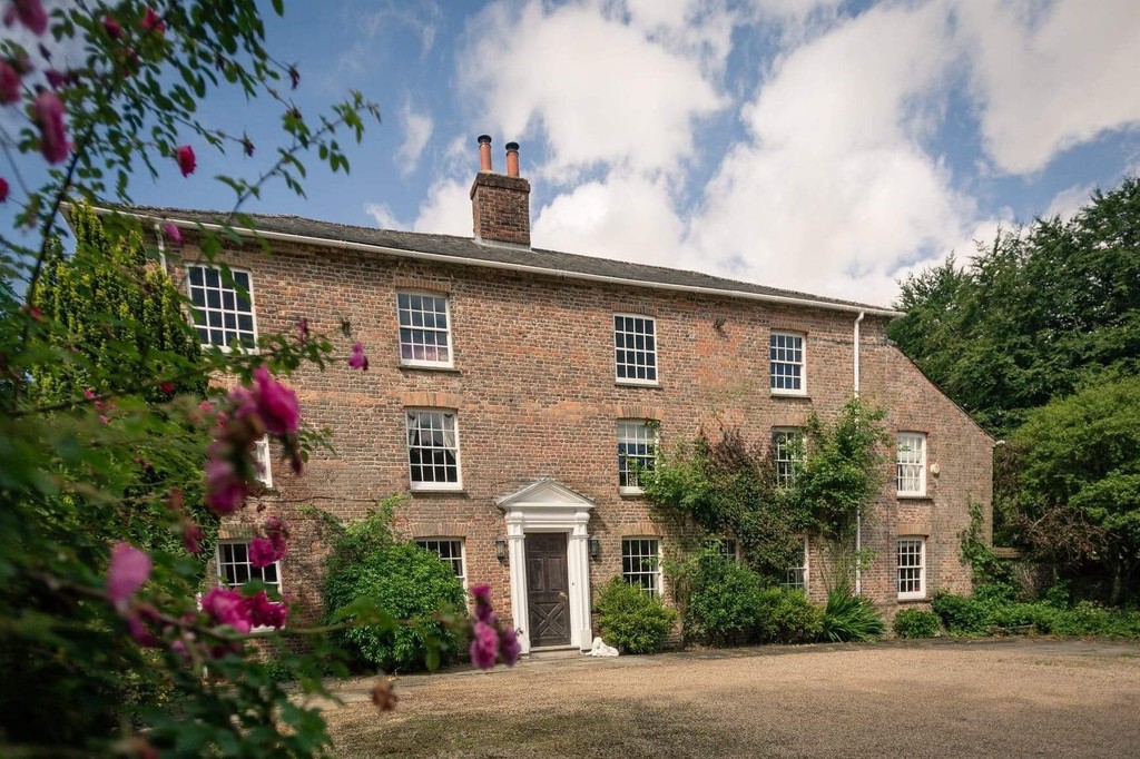 Combe Manor | Elegant Wedding and Events Venue in West Berkshire
