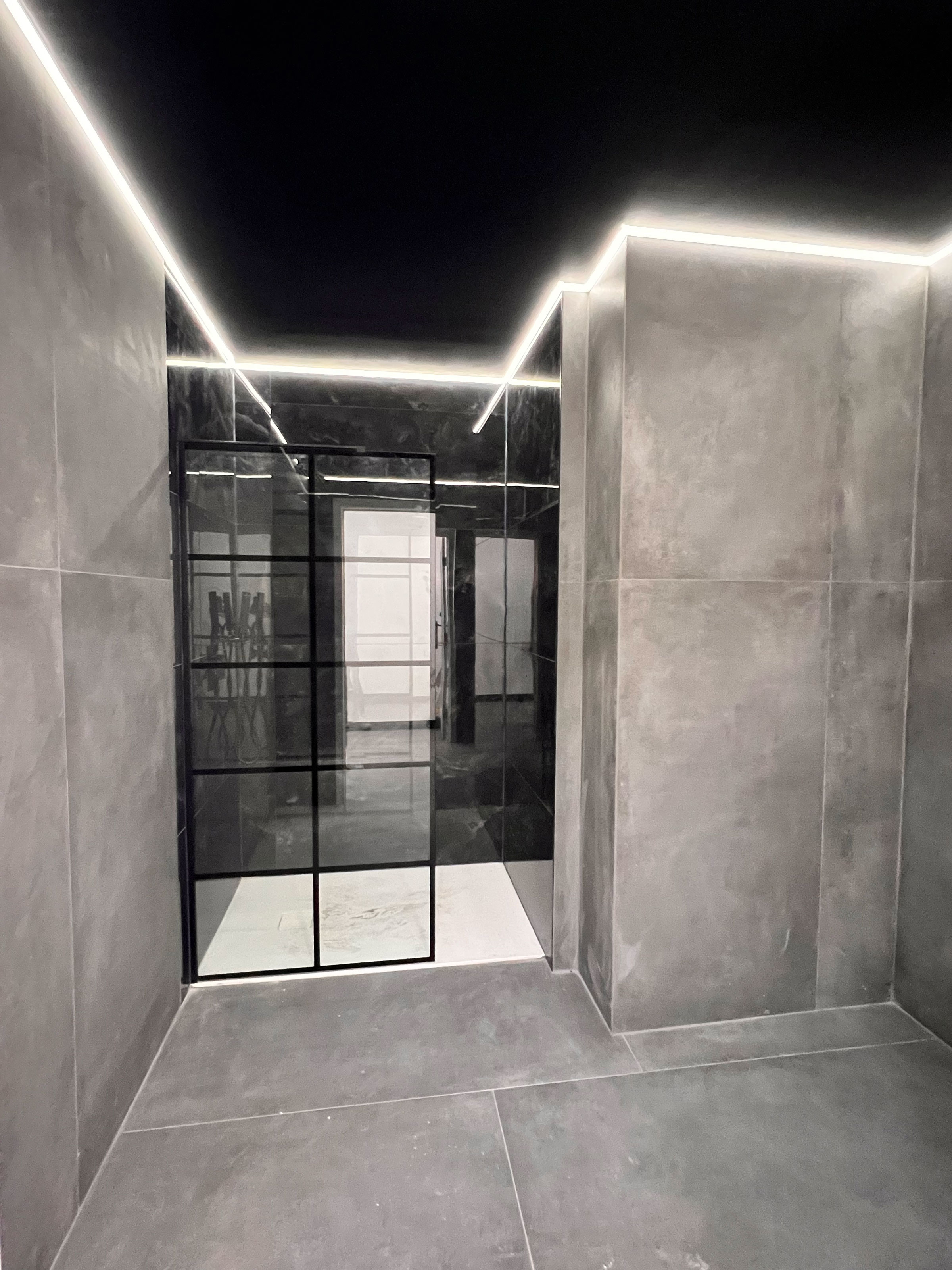 Best Gym in Dallas - PARADIGM Gym - 24hr Fitness Center