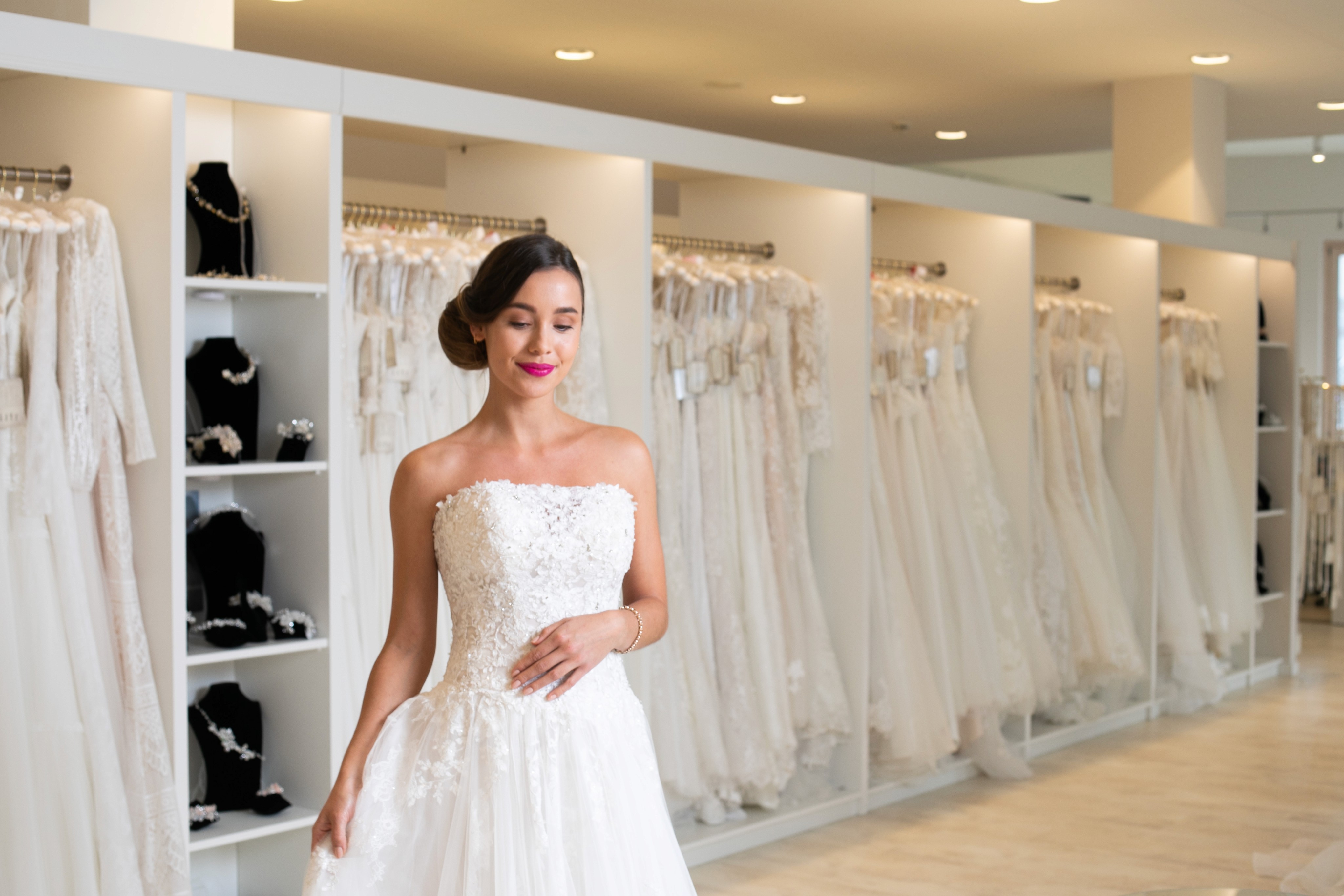 Brautmode & Brautkleider Nähe Mainz | Wedding Lounge Ingelheim